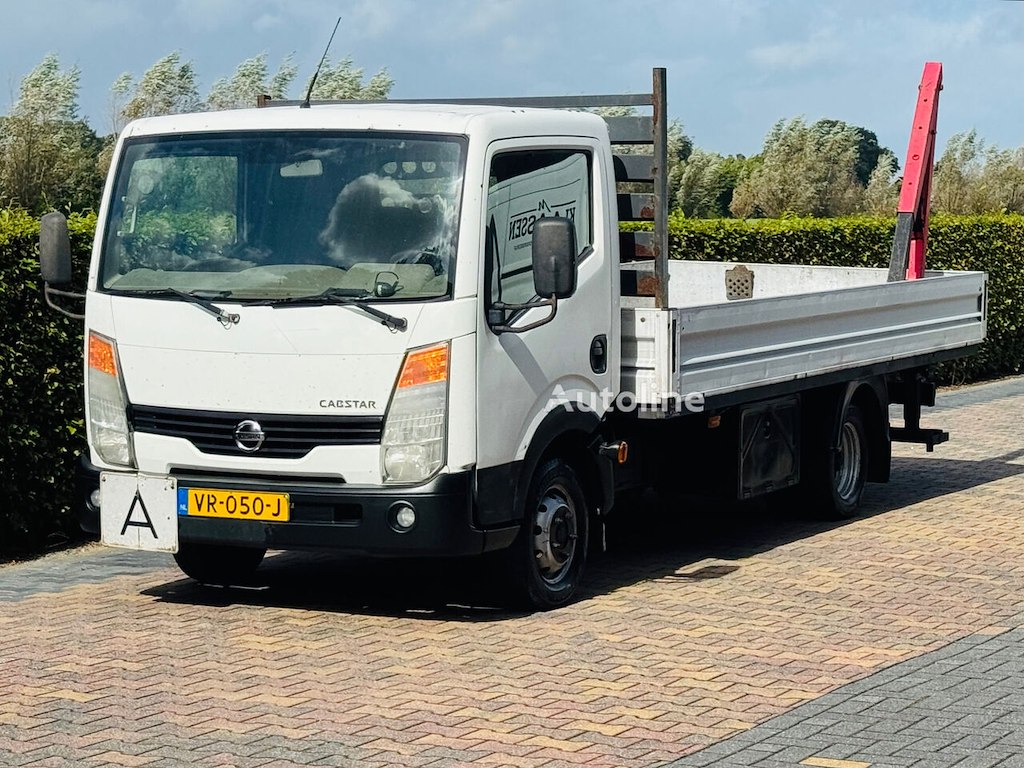Nissan Cabstar E 130.35 2.5 dCi OPEN LAADBAK kamion s ravnom platformom < 3.5t