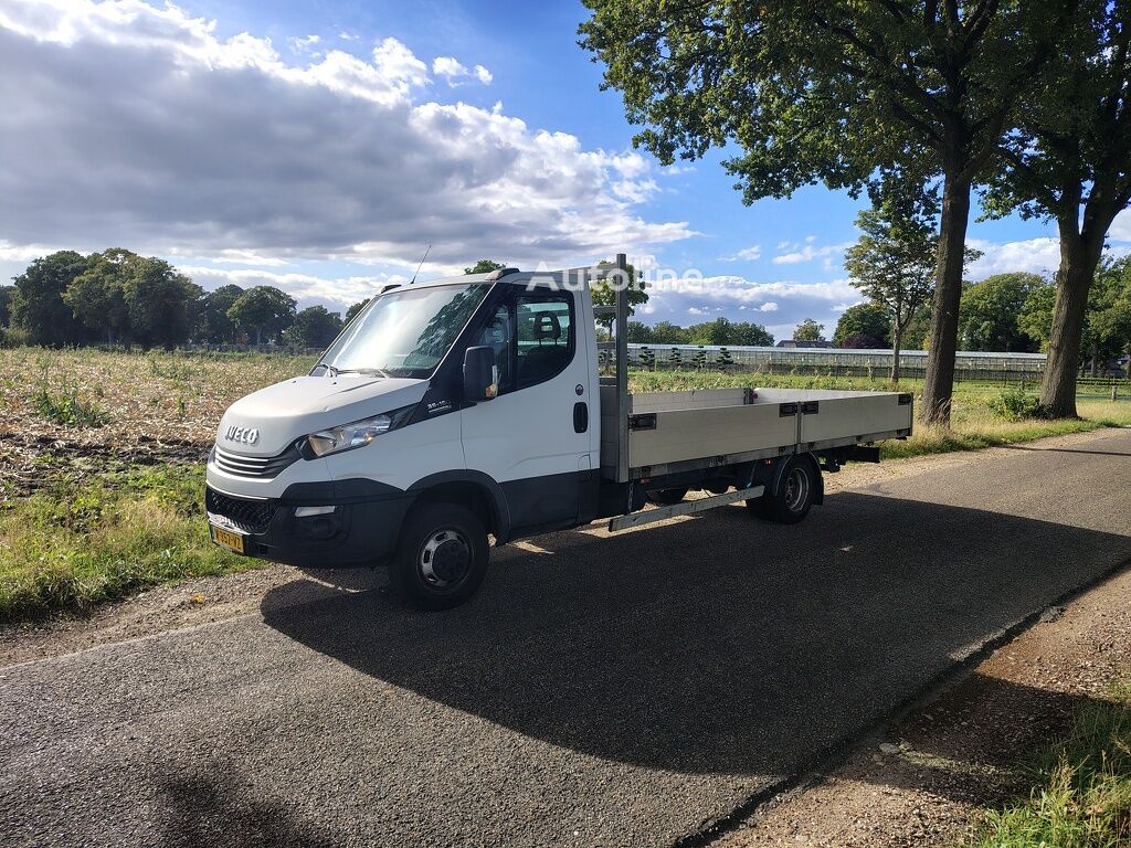 IVECO Daily 35C180 kamion s ravnom platformom < 3.5t