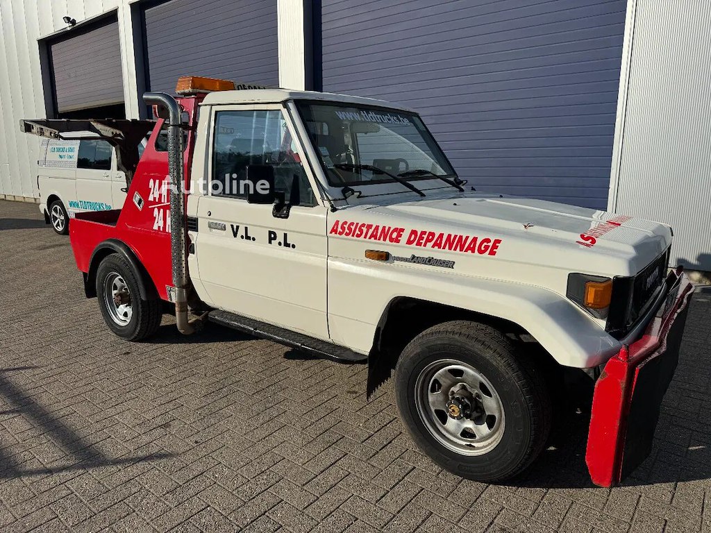 Toyota LANDCRUISER **RECOVERY TRUCK-WINCH** šlep auto < 3.5t