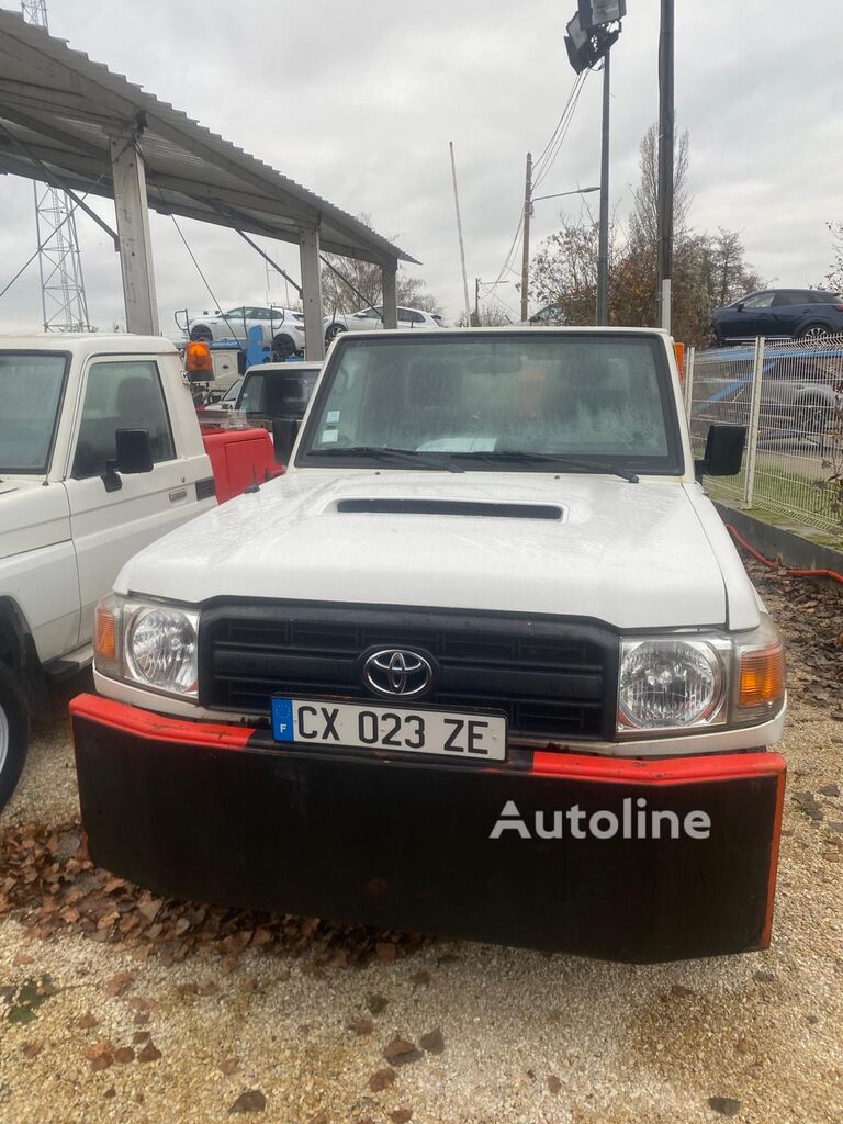 Toyota Land Cruiser šlep auto < 3.5t