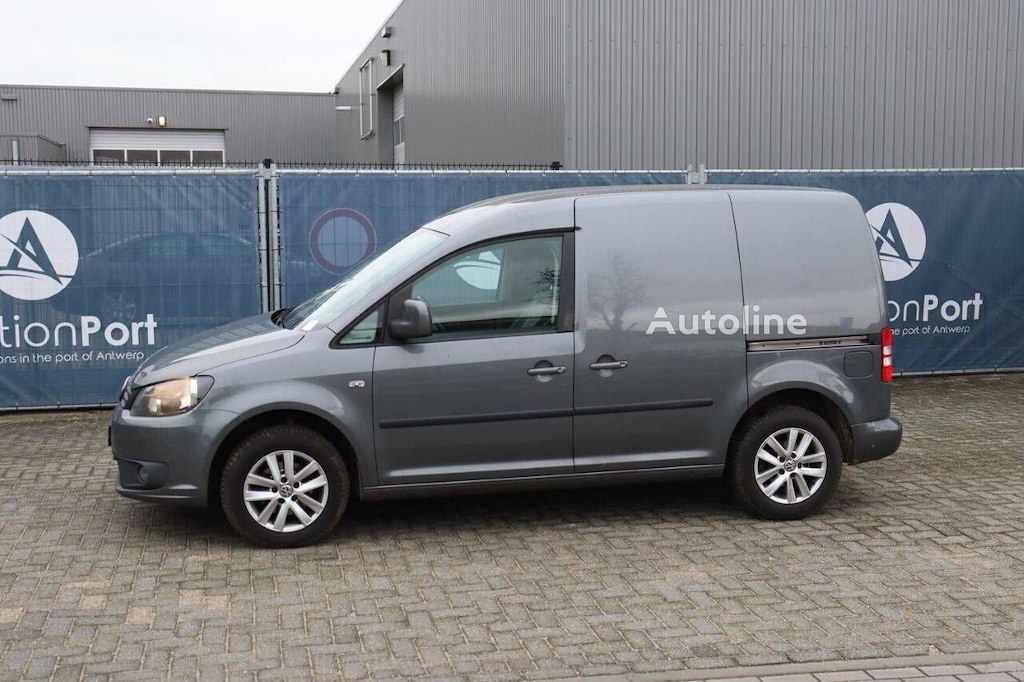 Prodaje se Volkswagen Caddy minibus furgon na aukciji