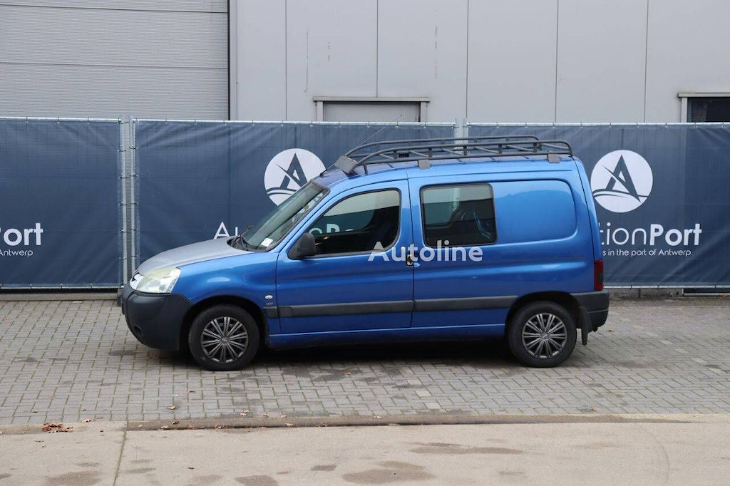 Prodaje se Peugeot Partner minibus furgon na aukciji