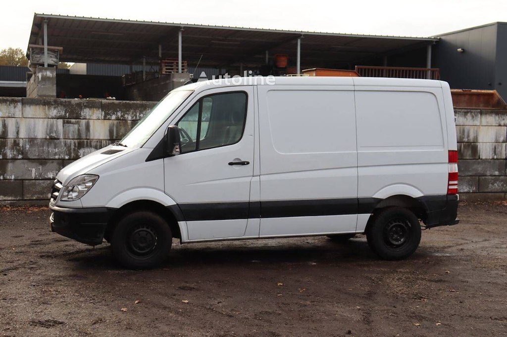 Prodaje se Mercedes-Benz SPRINTER minibus furgon na aukciji