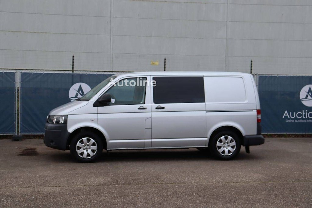 Prodaje se Volkswagen Transporter T5 minibus furgon na aukciji