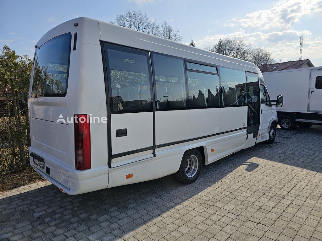 IVECO A65C18 52.900 PLN NETTO wersja Durisotti 28 miejsc . putnički minibus