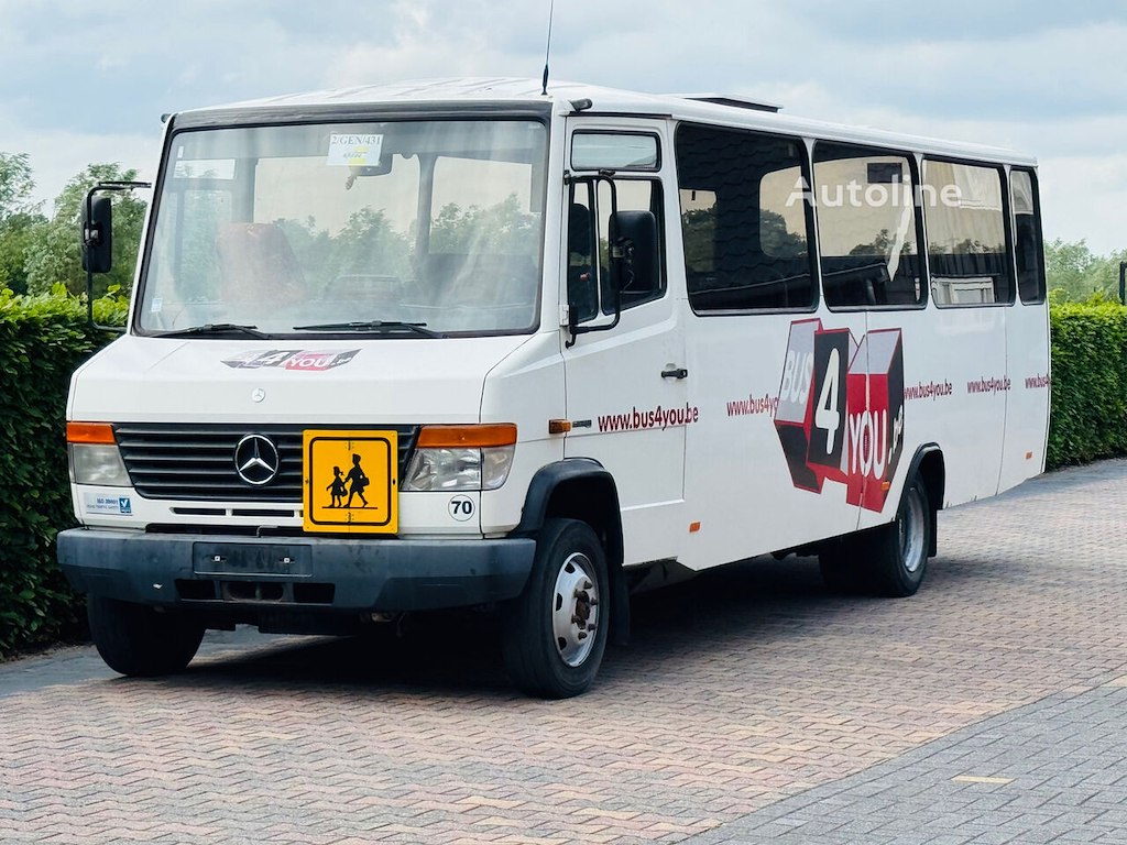 Mercedes-Benz Vario 813 D 39 PERSOONS putnički minibus