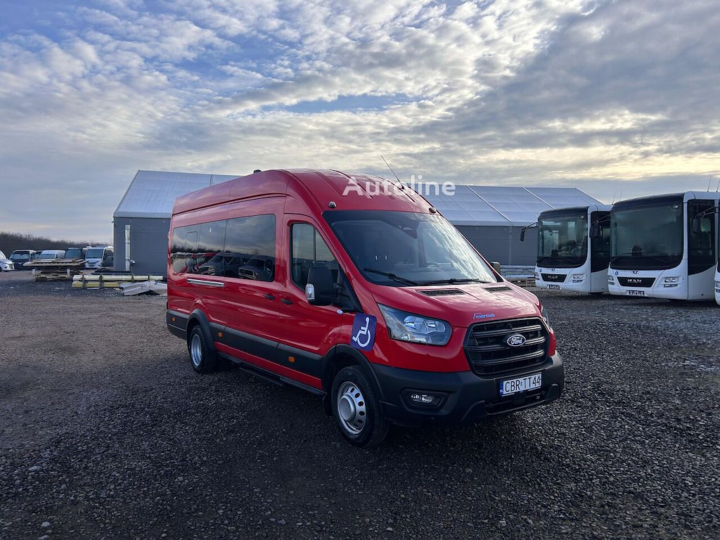 Ford Transit putnički minibus