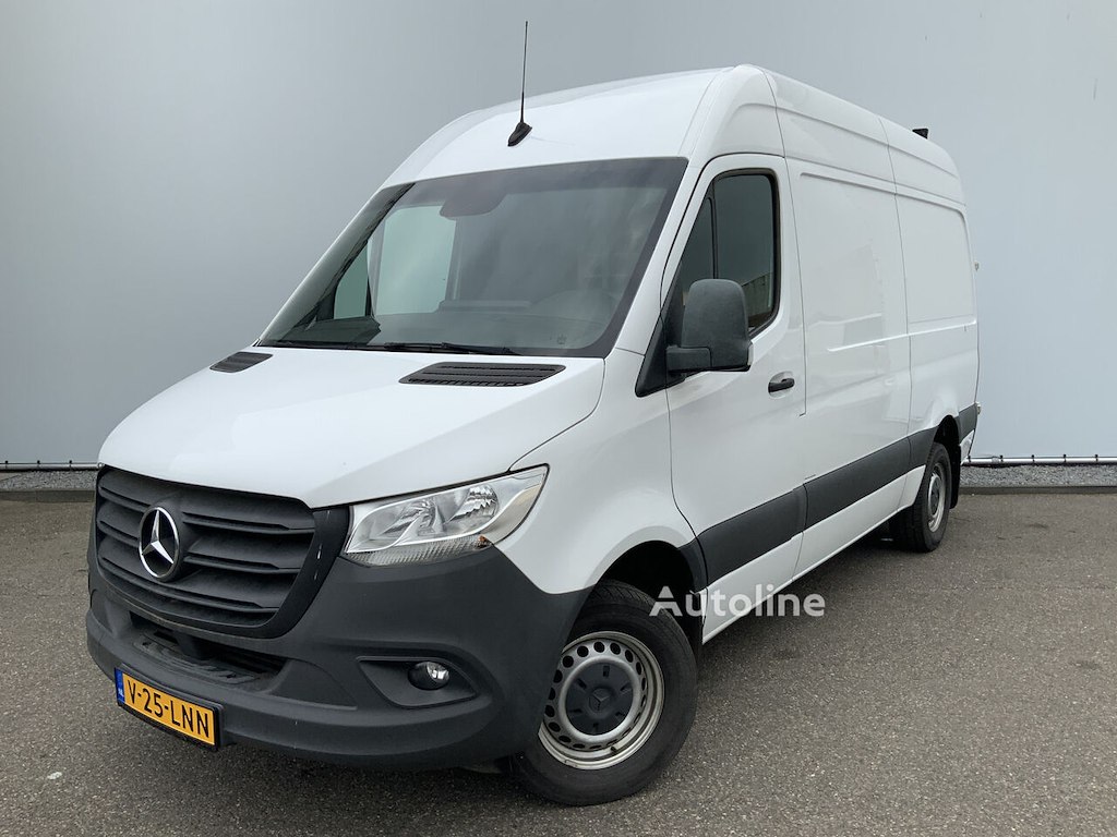 Mercedes-Benz Sprinter 316 2.2 CDI L2H2 Airco Cruise Camera Navi Trekhaak 2800 laki furgon