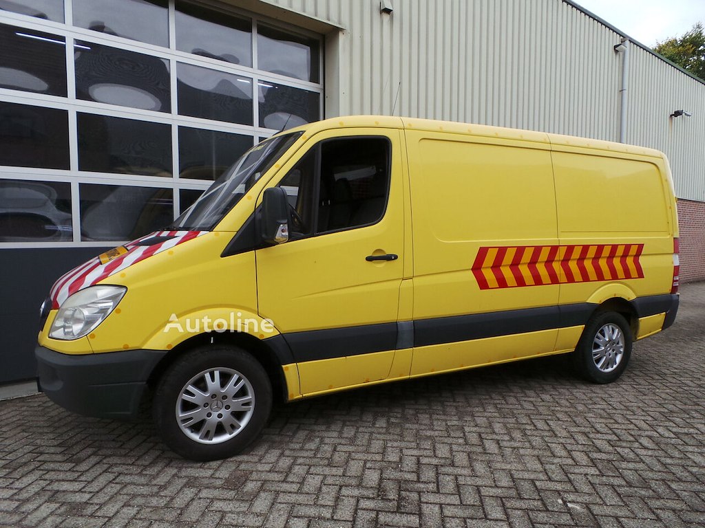 Mercedes-Benz Sprinter 211 2.2 CDI Aut.L2H1 laki furgon