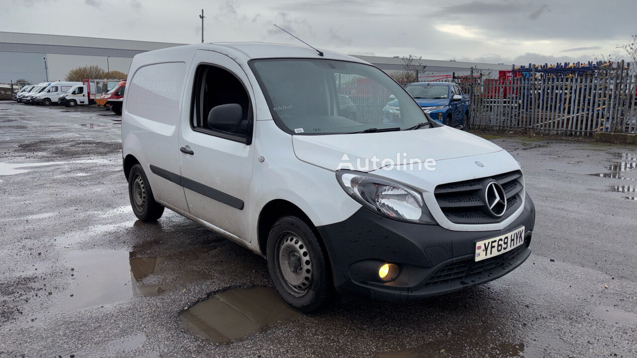 Prodaje se Mercedes-Benz CITAN 109 CDI laki furgon na aukciji