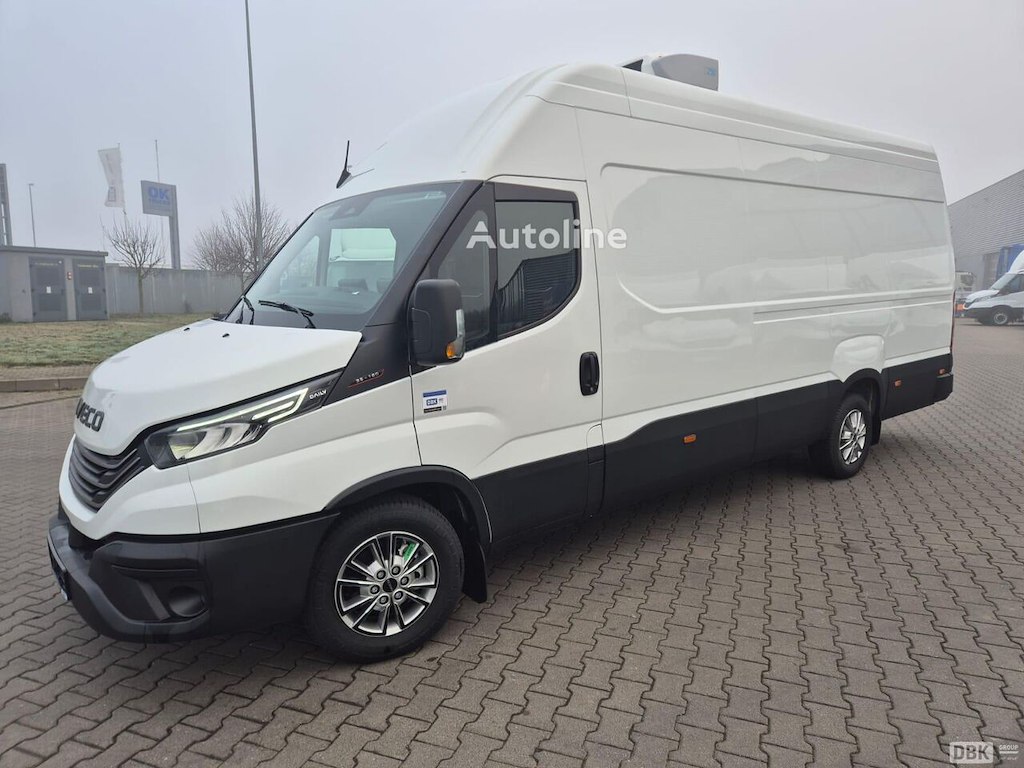Novi IVECO Daily 35S18H V minibus hladnjača