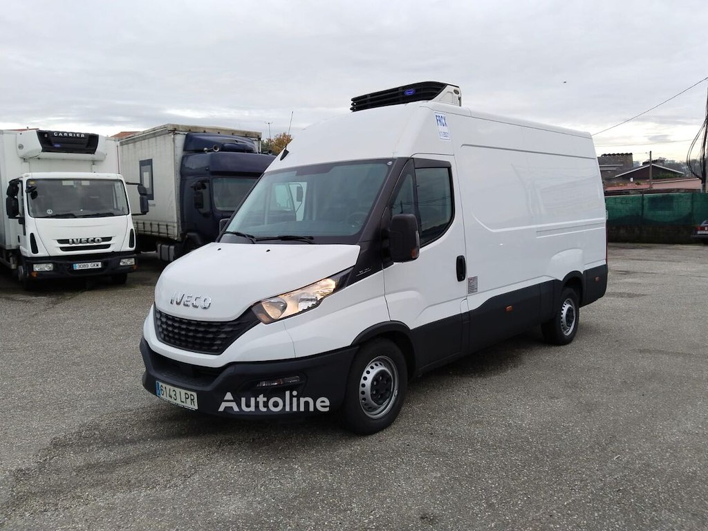 IVECO Daily 35S16 minibus hladnjača