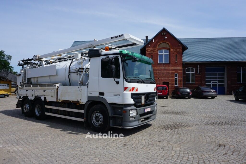 Mercedes-Benz 2356 vozilo hitne pomoći