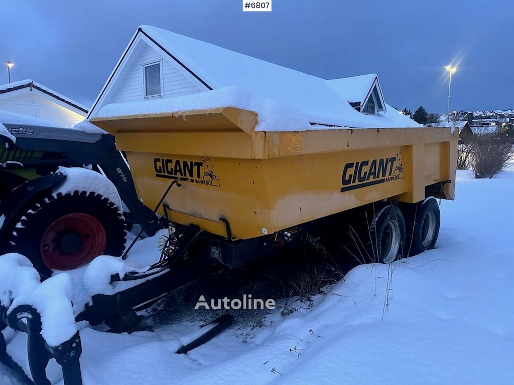 Gigant prikolica kiper