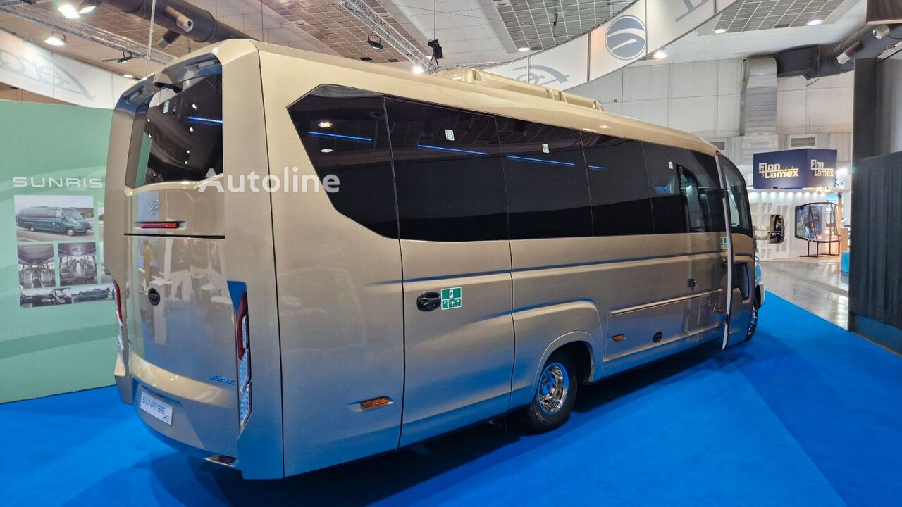 Novi IVECO Daily 70 prigradski autobus