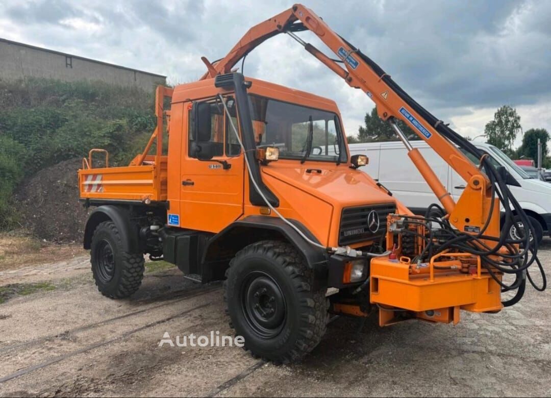 Mercedes-Benz Unimog univerzalna komunalna mašina