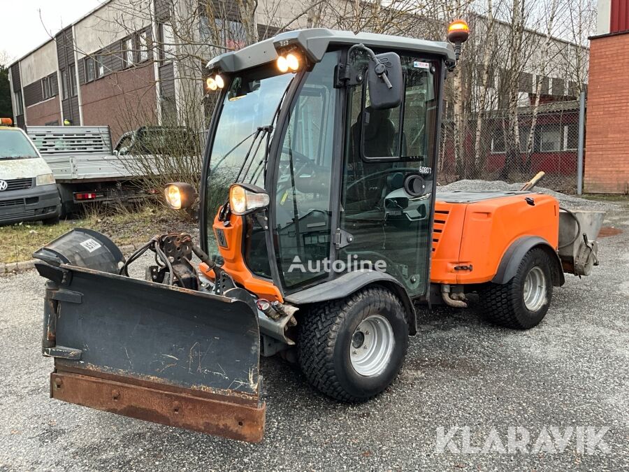 Prodaje se Kärcher MIC D univerzalnu komunalnu mašinu na aukciji