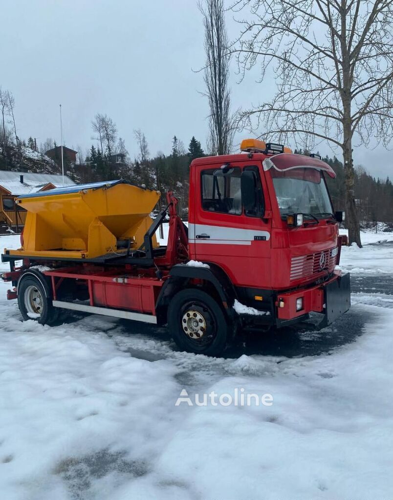 Prodaje se Mercedes-Benz 914 rasipač peska na aukciji