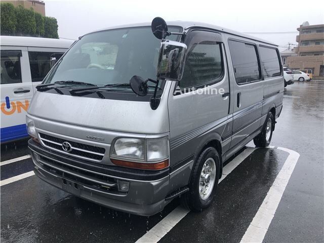 Toyota HIACE VAN poluintegrisani kamper