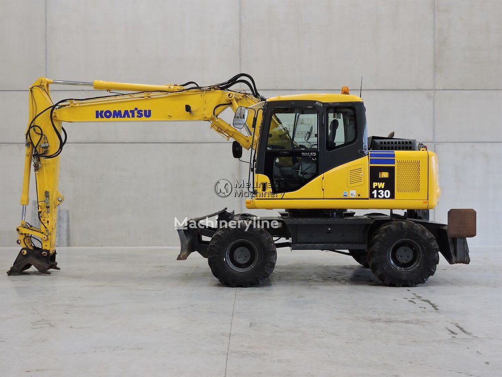 Komatsu PW130 bager točkaš