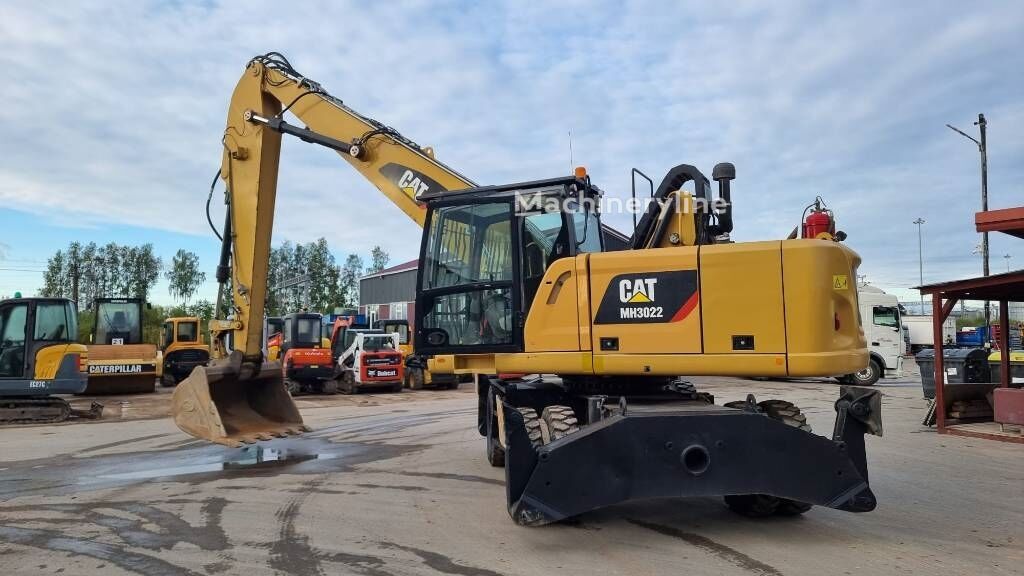 Caterpillar MH 3022 bager za pretovar
