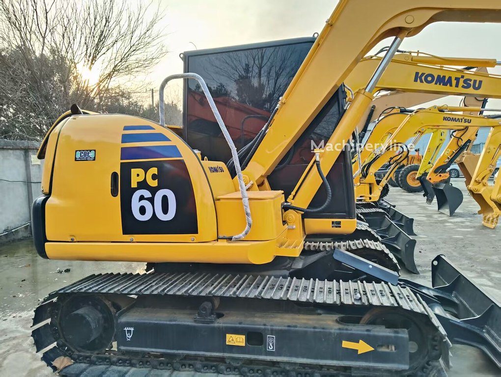 Komatsu PC60-8 mini bager