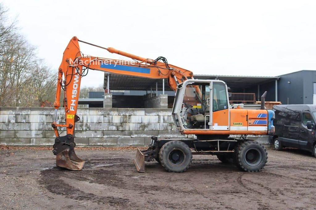 Prodaje se Fiat-Hitachi FH150W.3 bager točkaš na aukciji