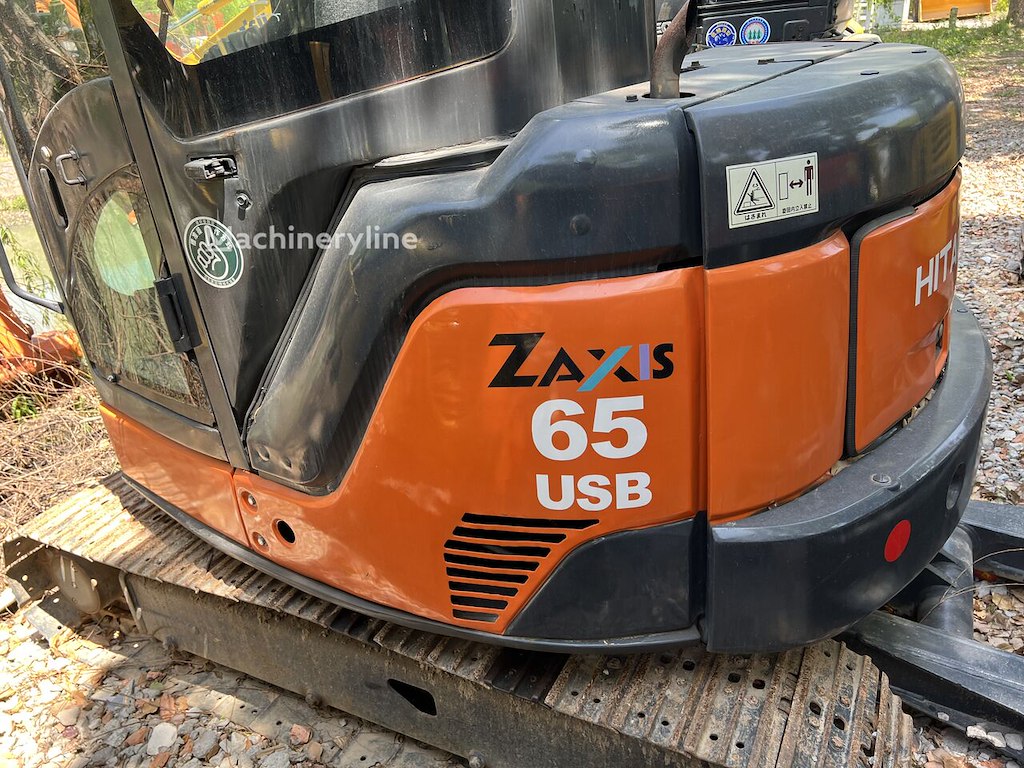Hitachi ZX65UR mini bager