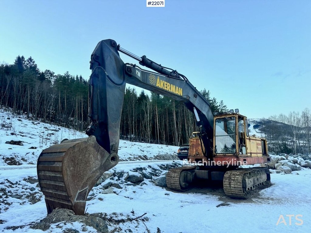 Åkerman Ca. 1984 Åkerman H14 Beltegraver m/ Graveskuffe bager guseničar