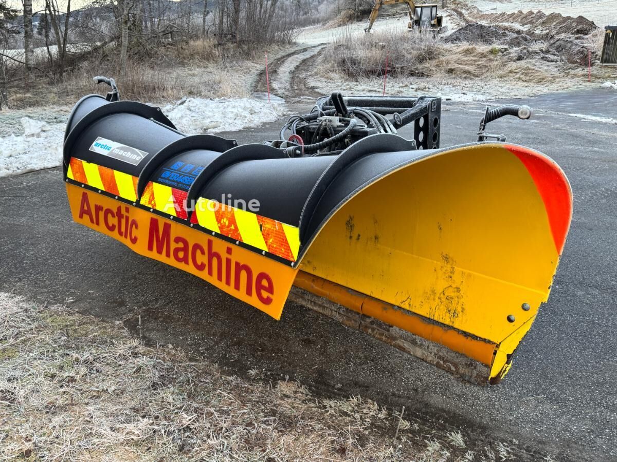Prodaje se Artic Machine AM 3400 HMX raonik za sneg na aukciji