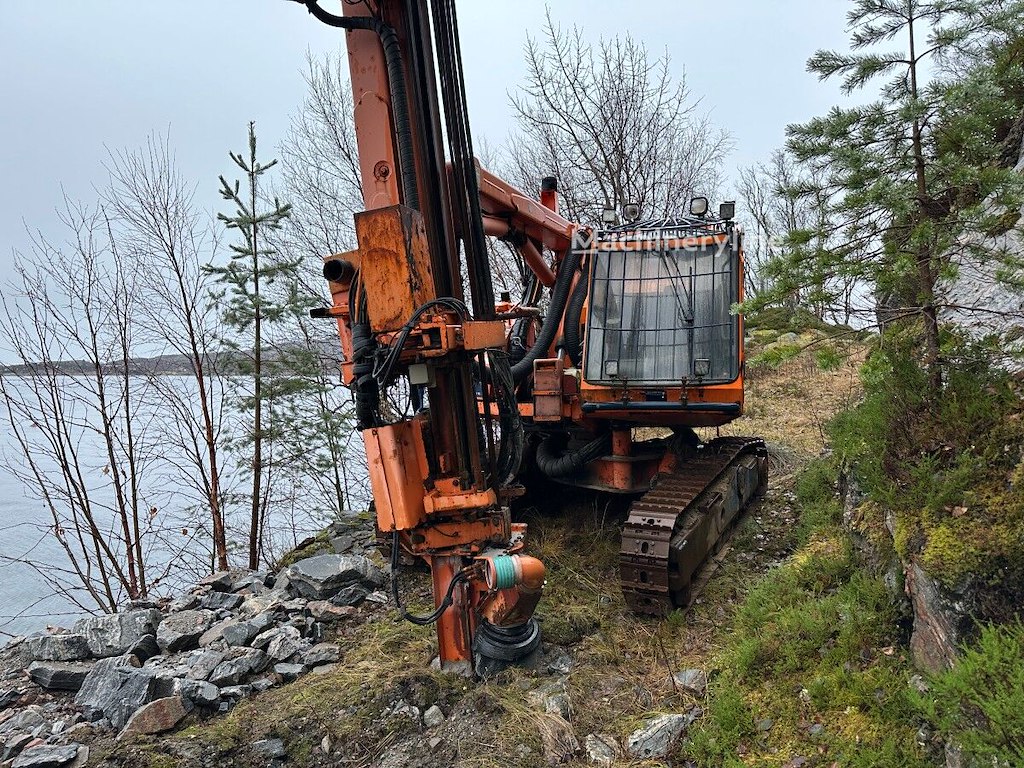 Prodaje se Tamrock Ranger 500 – DB700 bomtype - borerigg bušaće postrojenje na aukciji
