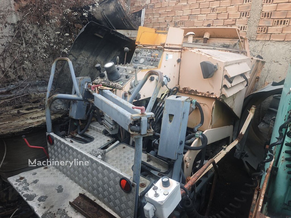 Svedala-Demag DF-45 C asfaltni finišer guseničar