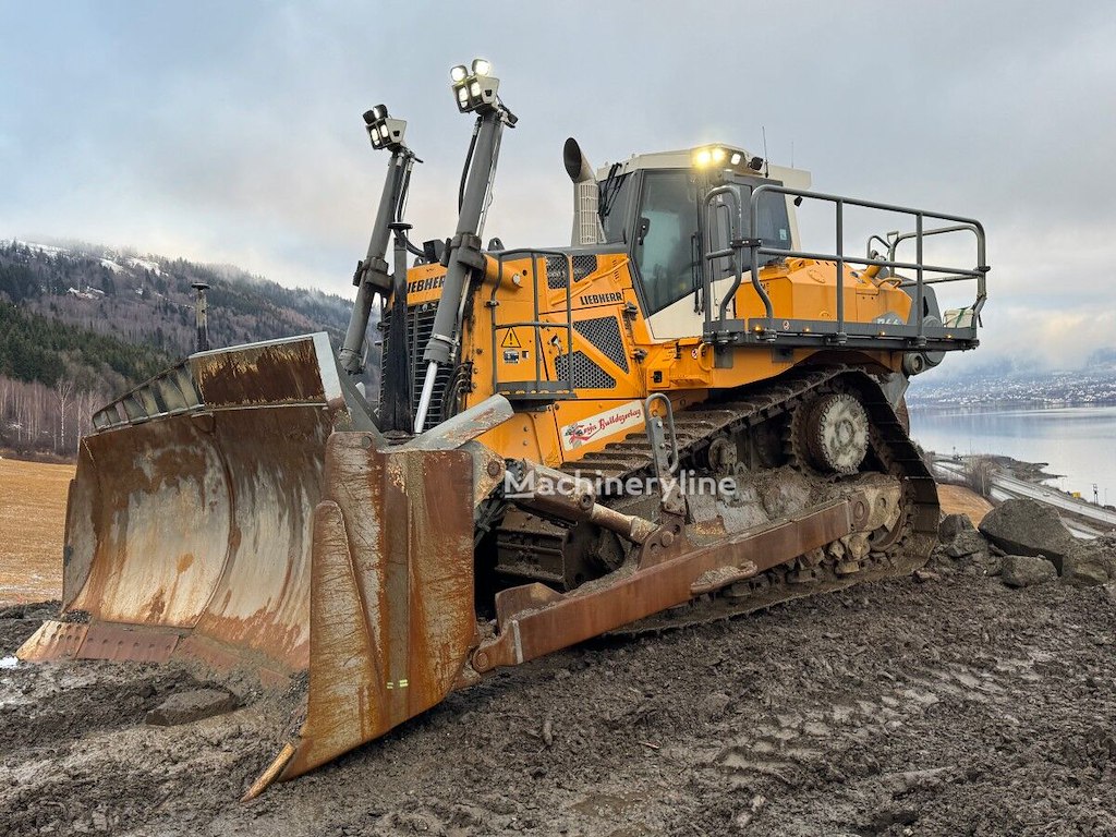 Prodaje se Liebherr PR 766 05 bulldoser med masse utstyr buldožer na aukciji
