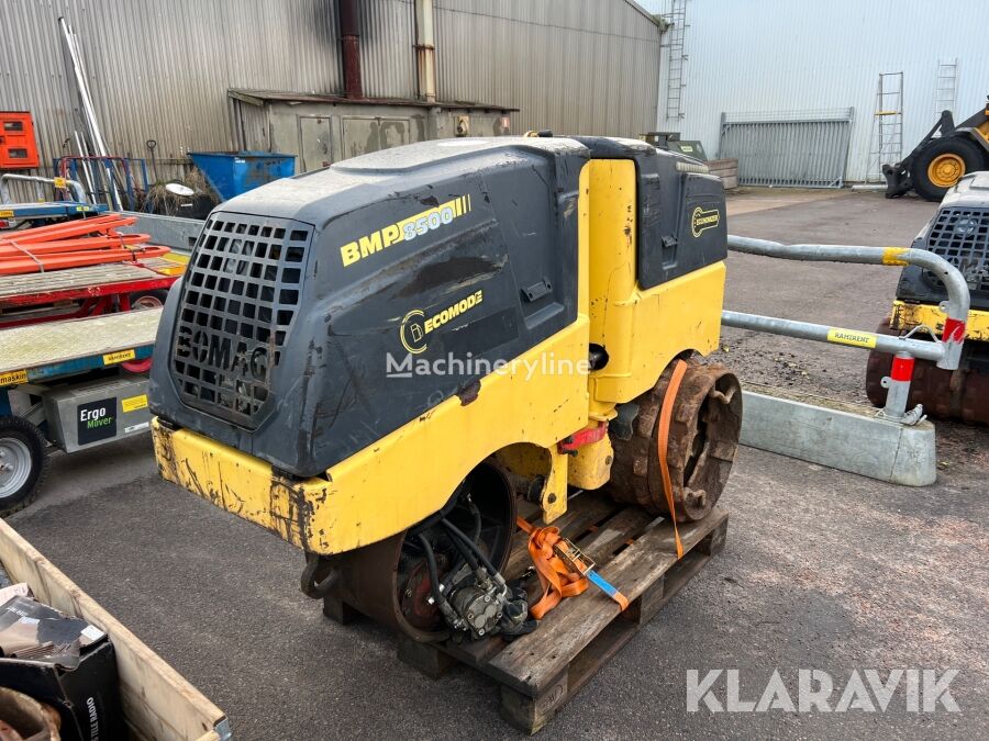 Prodaje se BOMAG BMP8500 vibro ploču na aukciji