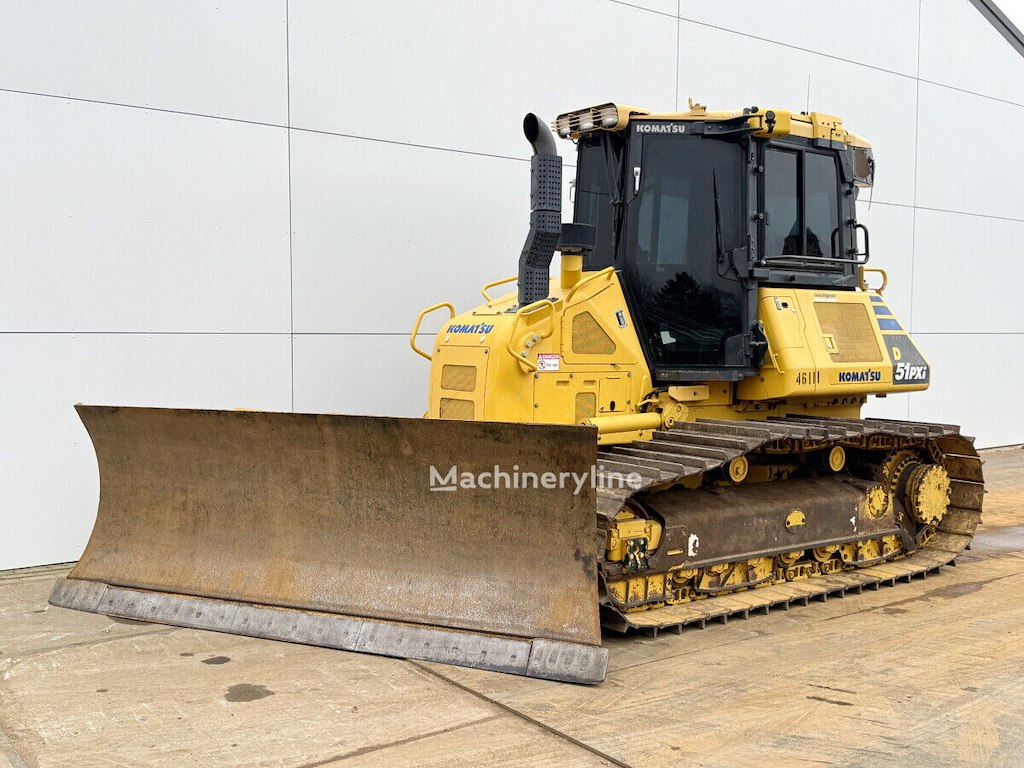 Komatsu D51PXI-24 buldožer