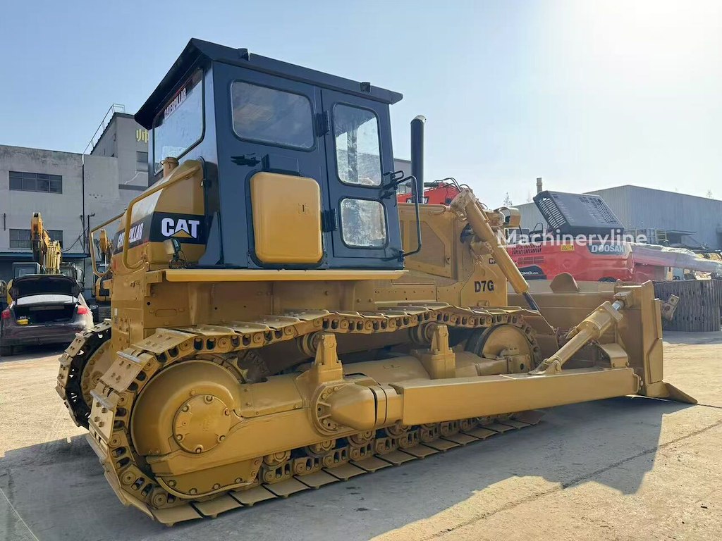 Caterpillar D7G buldožer