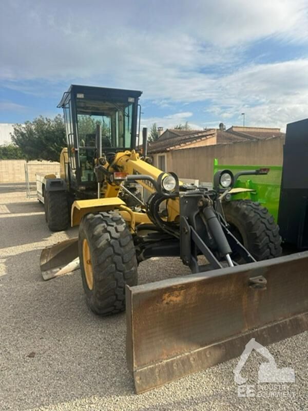 New Holland F 106.6 grejder