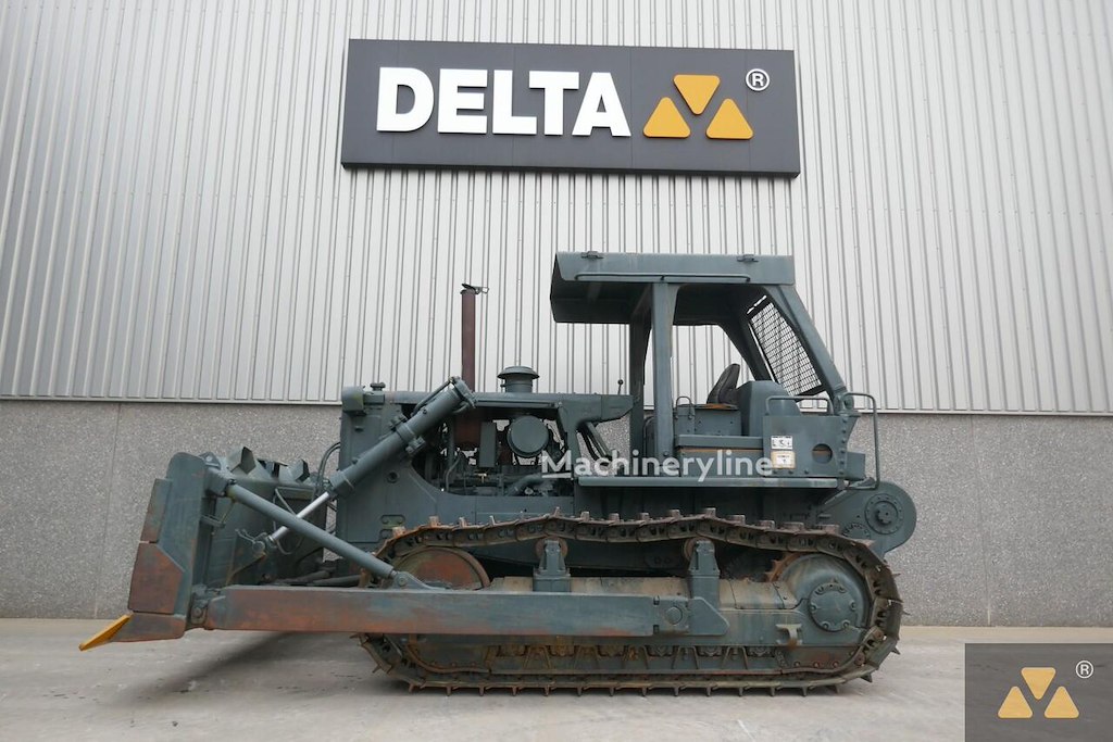 Caterpillar D7G Ex-army buldožer
