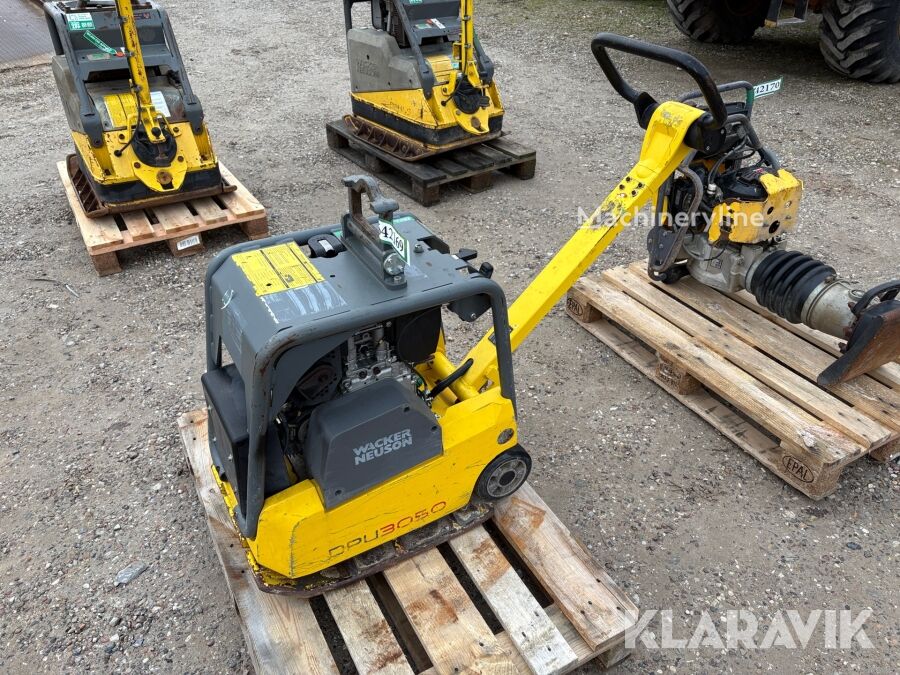 Prodaje se Wacker Neuson DPU 3050 vibro ploču na aukciji