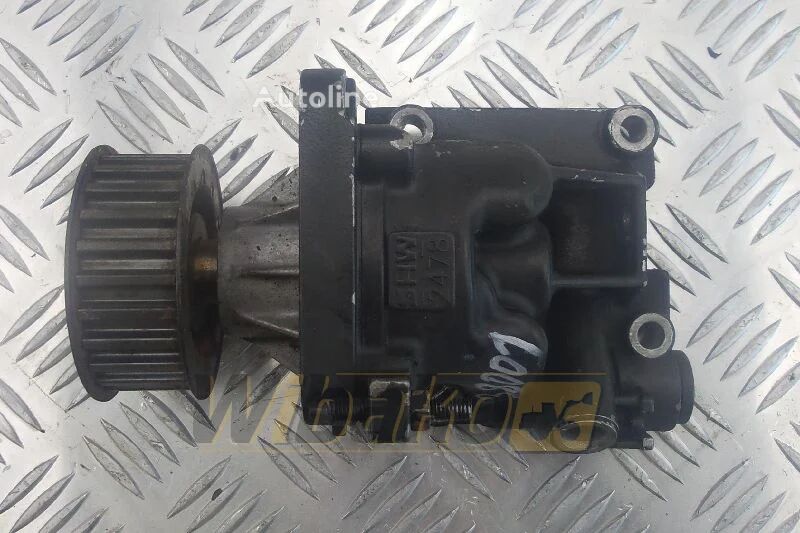 Deutz D2011 L04 I 2478 kućište pumpe za vodu