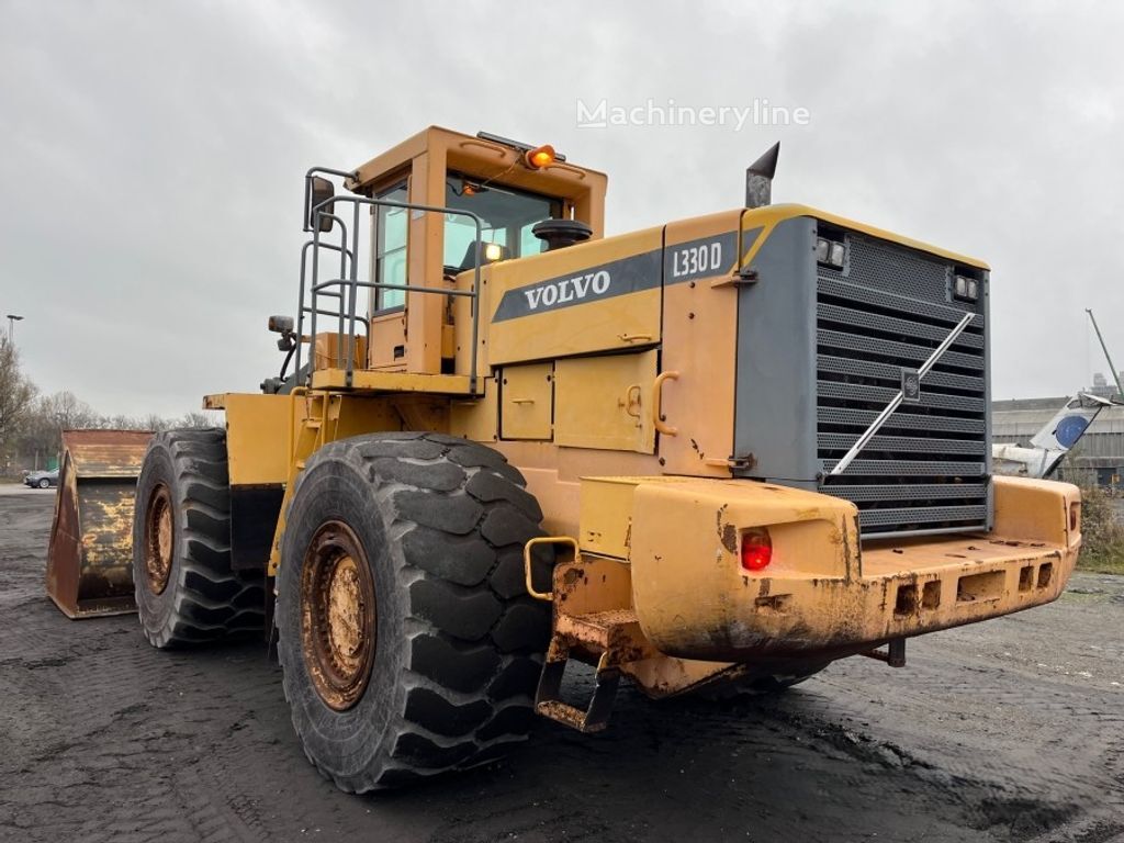 Volvo L330D Stor ged med 16L motor med 496hk, skovl og centralsmørring prednji utovarivač