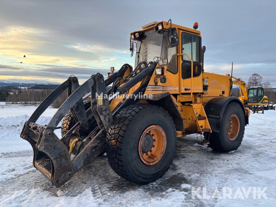 Prodaje se Ljungby Maskin L12 prednji utovarivač na aukciji