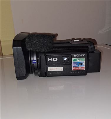 Sony kamera HDR-PJ80VE sa projektorom