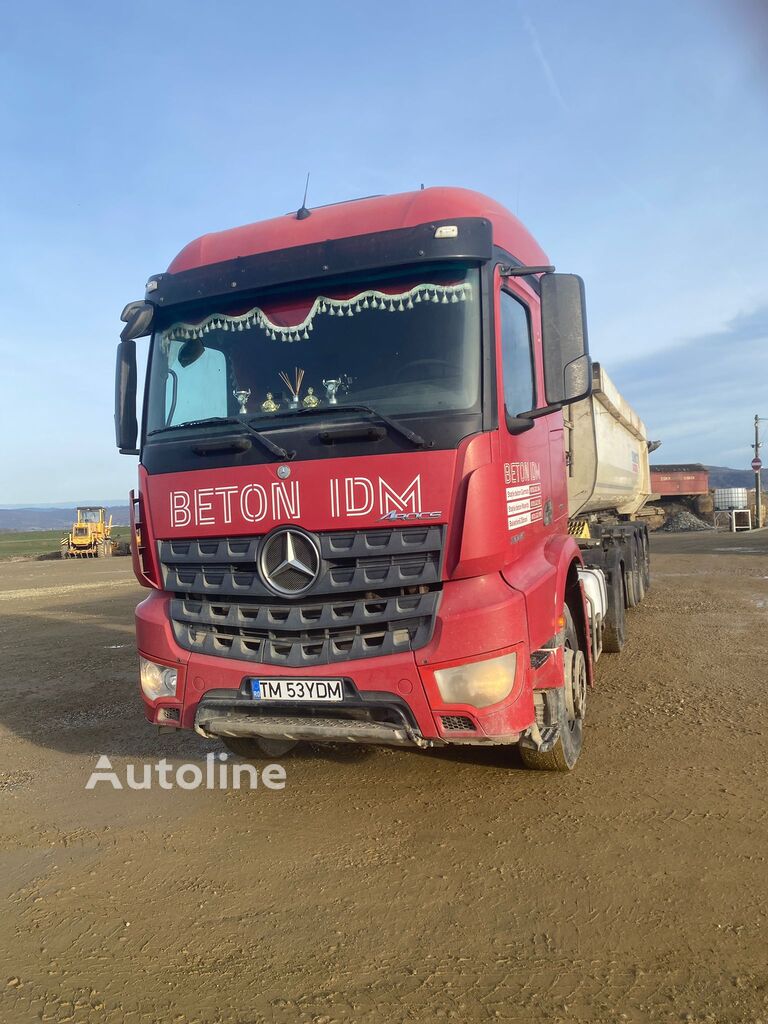 Mercedes-Benz Arocs 2045 tegljač + poluprikolica kipera