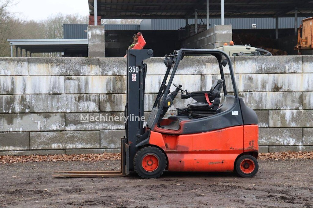 Prodaje se Linde E30/03/600 električni viljuškar na aukciji