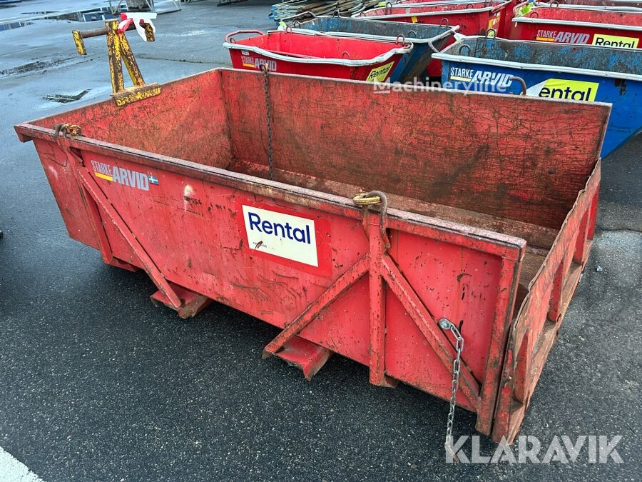 Prodaje se Starke Arvid Materialbask Starke Arvid 2600 liter med kroktorn kontejner za kipovanje na aukciji