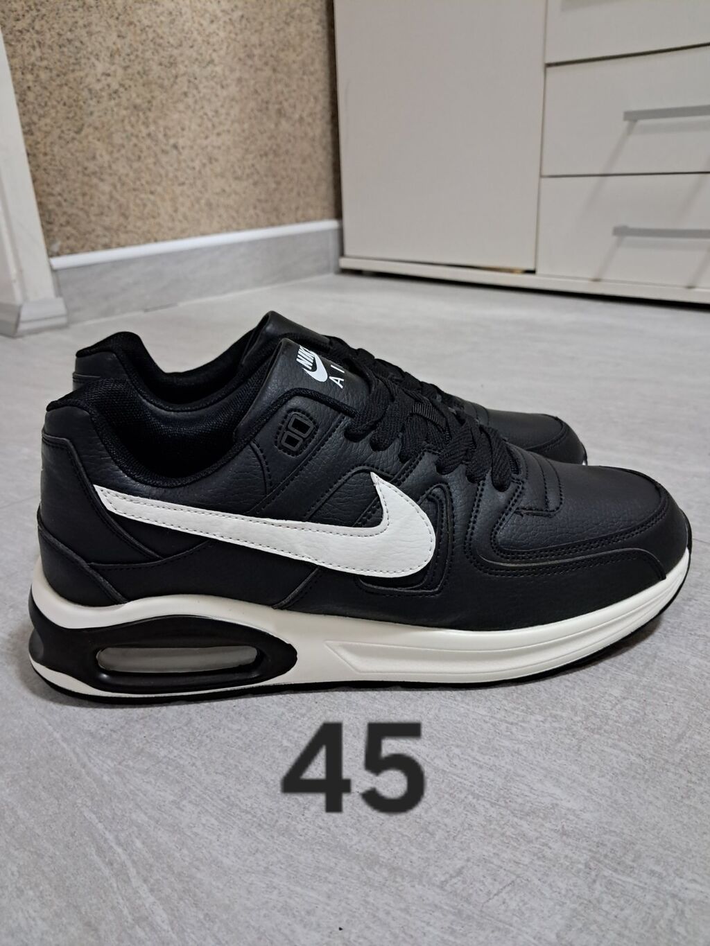 Nike Air muške patike – crno/belo - Model: Nike Air sa vidljivim Air