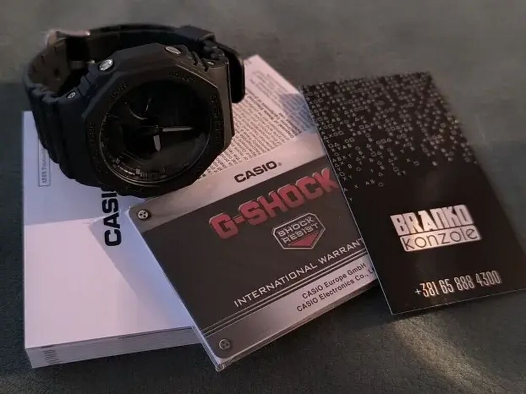 Original CASIO G-Shock GA-2100-1A1ER Sat je nosen jednom, stanje je