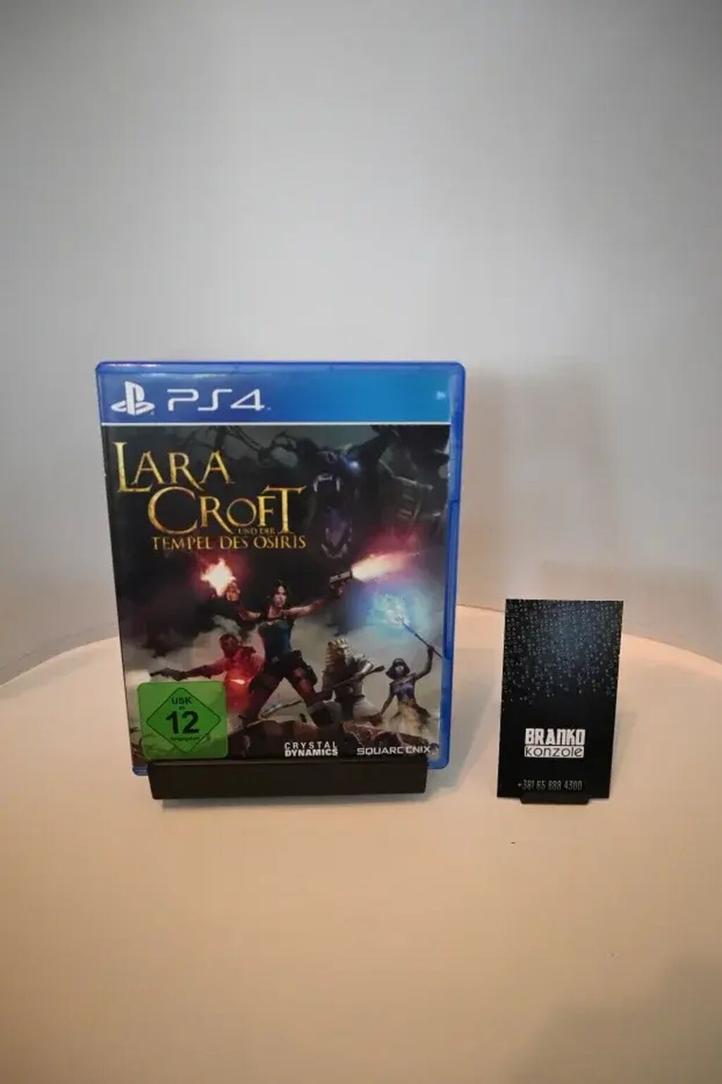 Prodajem original igricu za Sony Playstation 4 konzolu - Lara Croft