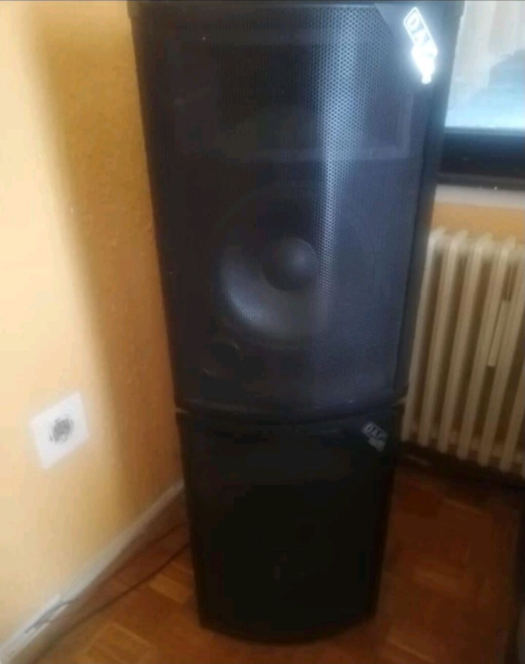 2 x DAP 15 Subwoofer 8 Ohm 2x400W Pojačalo Technics "New clas A"